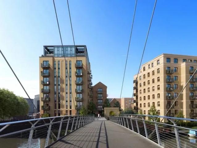 For Sale 3 Bedroom Apartment Reading Reading DLS102596748