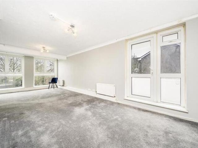 For Sale 3 Bedroom Apartment Stanmore Greater London DLS89044404