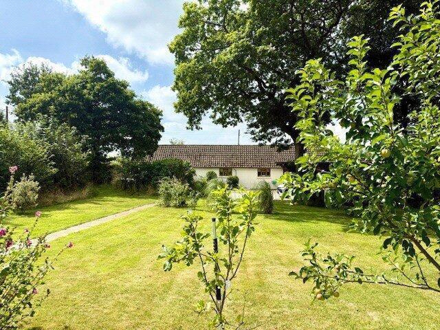 For Sale 3 Bedroom Bungalow Cornwell Oxfordshire DS101316442