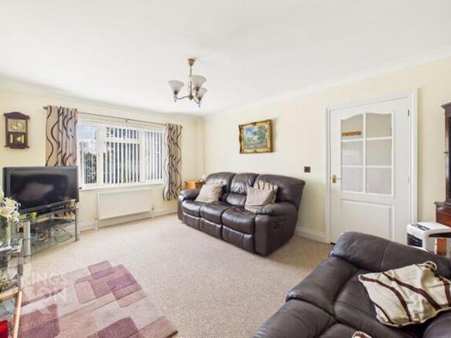 For Sale 3 Bedroom Bungalow Cantley Cantley DS101200162
