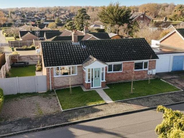 For Sale 3 Bedroom Bungalow Chedgrave Chedgrave DLS99237106