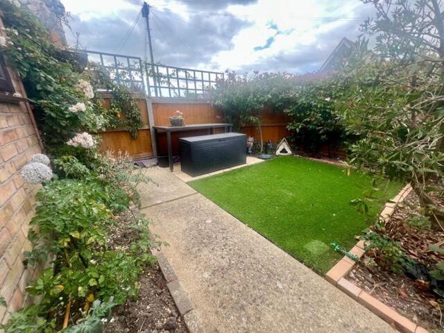 For Sale 3 Bedroom Bungalow Clacton On Sea Essex DLS98648898