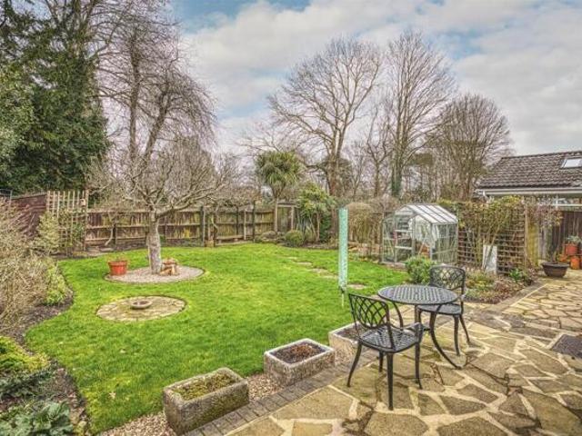For Sale 3 Bedroom Bungalow Aston Aston DLS101677946
