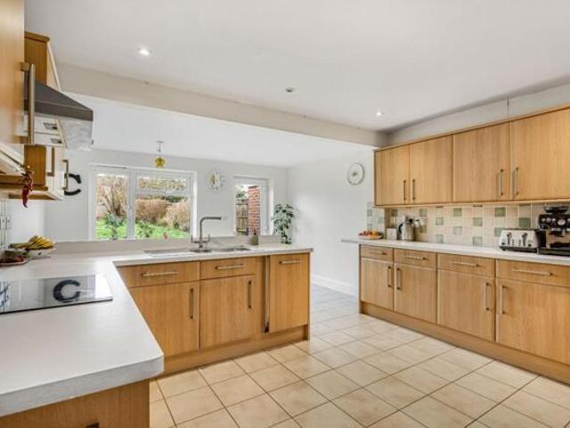 For Sale 3 Bedroom Bungalow Aylesbury Buckinghamshire DLS99840415