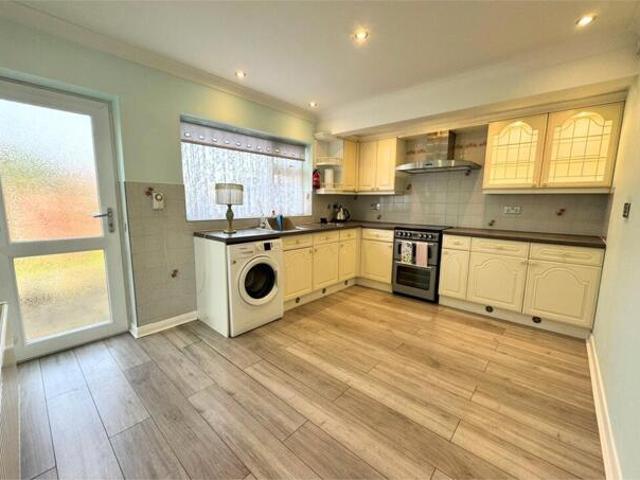 For Sale 3 Bedroom Bungalow Bournemouth Bournemouth DLS100786907