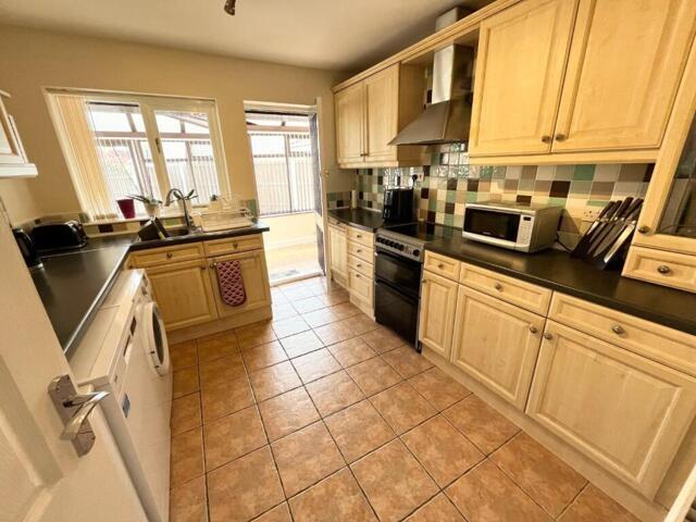 For Sale 3 Bedroom Bungalow Beckingham Beckingham DS99475844