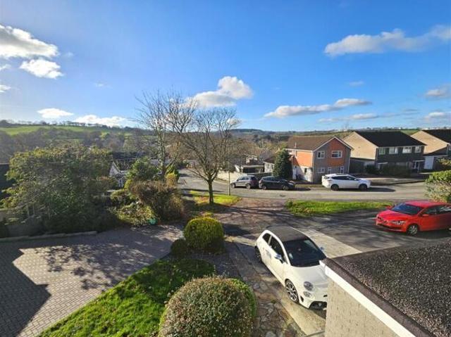For Sale 3 Bedroom Bungalow Bishopsmead Bishopsmead DLS101025587