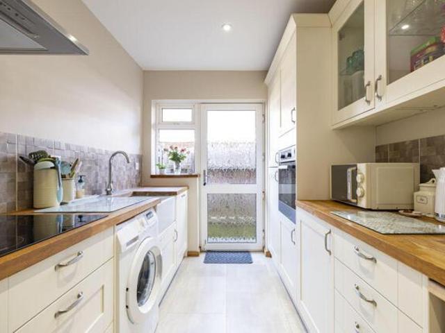 For Sale 3 Bedroom Bungalow Bletchley Buckinghamshire DLS101955528