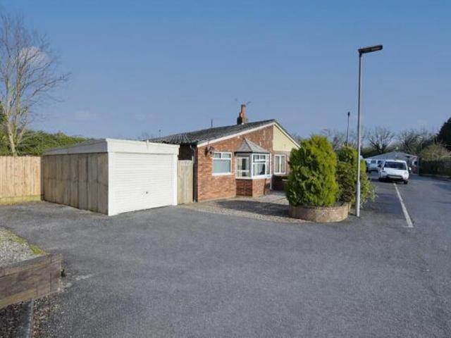For Sale 3 Bedroom Bungalow Bury Bury DS98503875