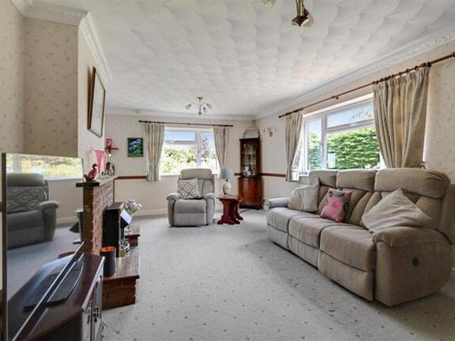 For Sale 3 Bedroom Bungalow Grayingham Grayingham DLS100366362
