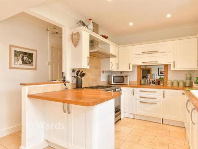 For Sale 3 Bedroom Bungalow Faversham Kent DS100917871