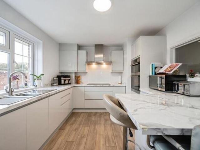 For Sale 3 Bedroom Bungalow Hayling Island Hampshire DS99161434