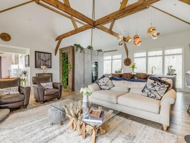 For Sale 3 Bedroom Bungalow Hitchin Hertfordshire DLS100426252