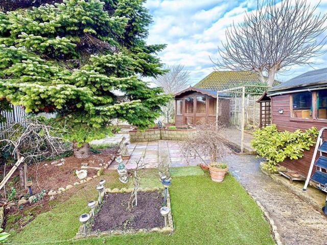 For Sale 3 Bedroom Bungalow Lowestoft Suffolk DLS99437135