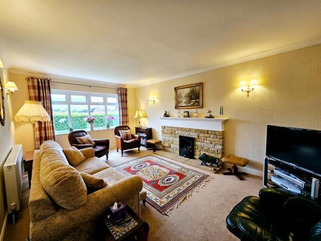 For Sale 3 Bedroom Bungalow Scarborough North Yorkshire DS99290404