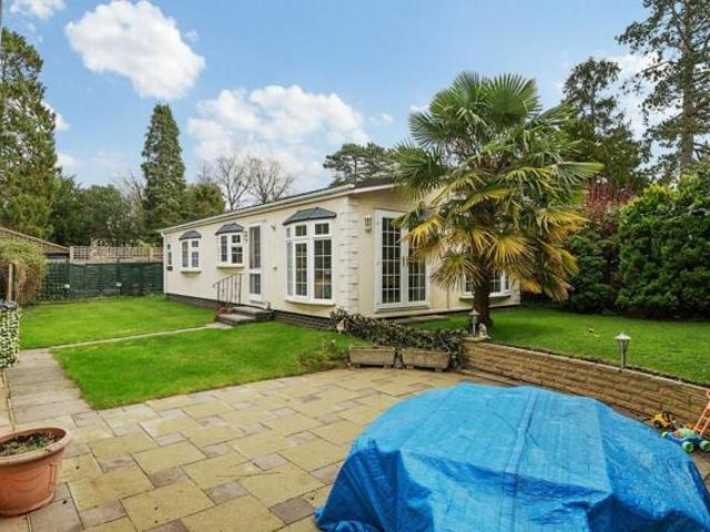 For Sale 3 Bedroom Bungalow Surrey Surrey DS99437346