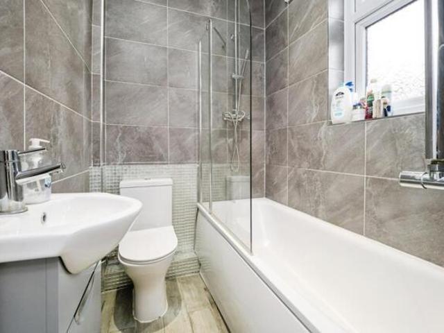 For Sale 3 Bedroom Bungalow Romford Greater London DLS98477148