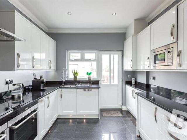 For Sale 3 Bedroom Bungalow Rainham Greater London DLS100733416