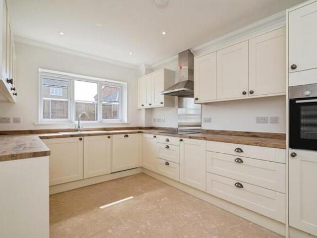 For Sale 3 Bedroom Bungalow Wrentham Wrentham DS98263029