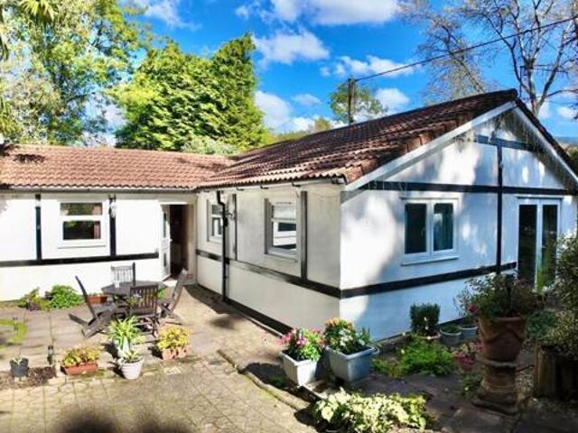 For Sale 3 Bedroom Bungalow Wye Rhondda Cynon Taff DLS98834750