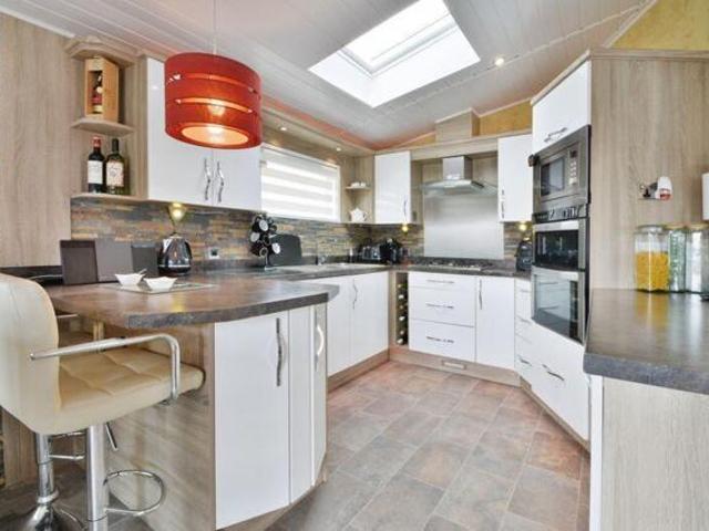 For Sale 3 Bedroom House Cotswold Water Park Cotswold Water Park DS99237081