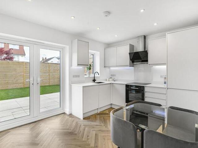 For Sale 3 Bedroom House Coulsdon Greater London DS99926270