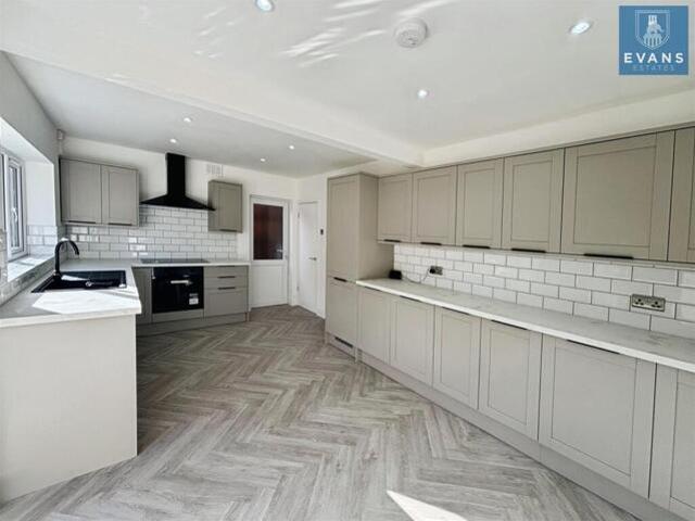 For Sale 3 Bedroom House Coventry West Midlands DLS100426253