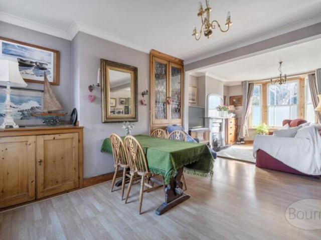 For Sale 3 Bedroom House Cobham Surrey DLS101675366