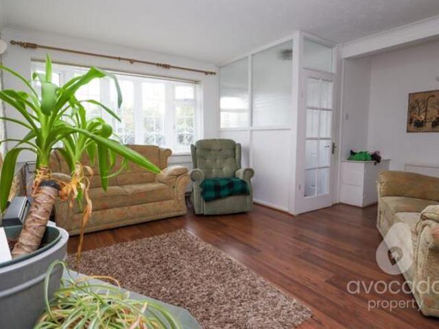 For Sale 3 Bedroom House Camberley Surrey DLS98477614