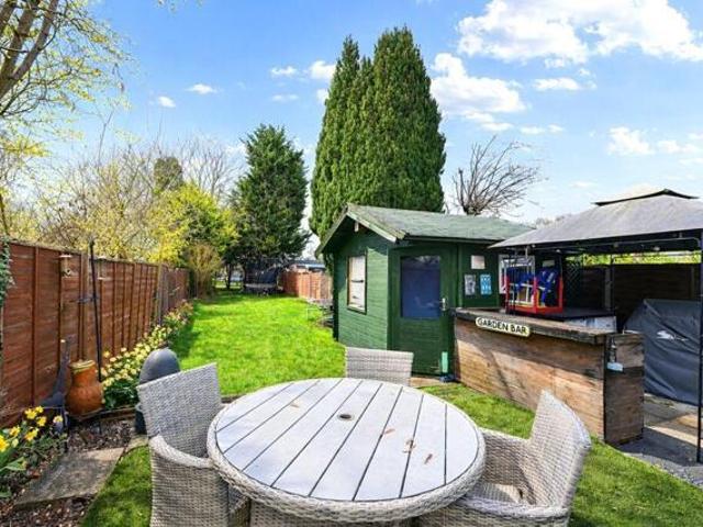 For Sale 3 Bedroom House Camberley Surrey DLS100649292