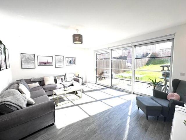For Sale 3 Bedroom House Canterbury Kent DS98612096
