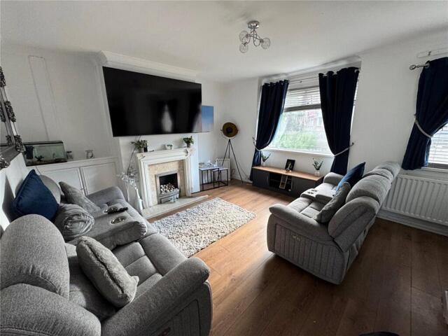 For Sale 3 Bedroom House Cardiff Cardiff DS99344970