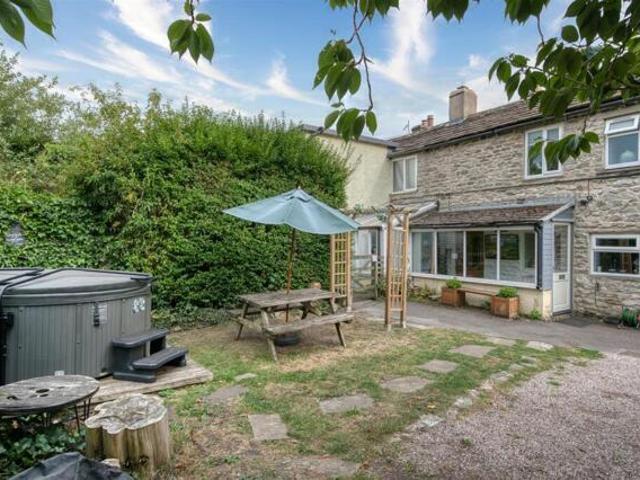 For Sale 3 Bedroom House Castleton Derbyshire DLS100684992