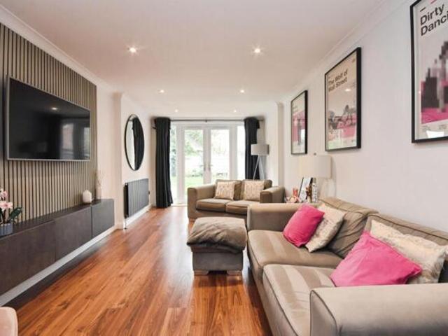 For Sale 3 Bedroom House Chelmsford Essex DLS100787097