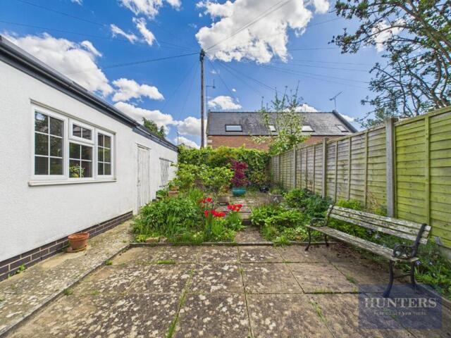 For Sale 3 Bedroom House Cheltenham Gloucestershire DLS101678198