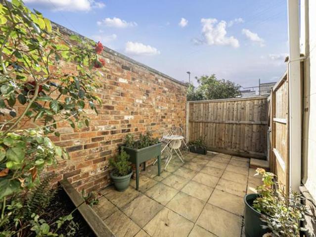 For Sale 3 Bedroom House Cheltenham Gloucestershire DLS98477606