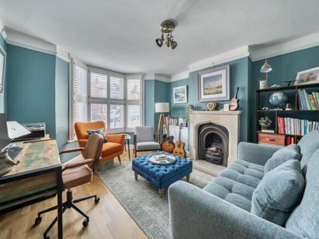 For Sale 3 Bedroom House Cheltenham Gloucestershire DLS99381026