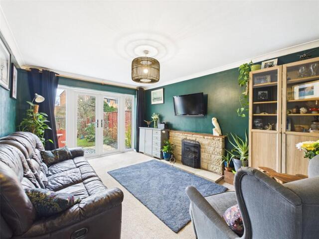 For Sale 3 Bedroom House Cheltenham Gloucestershire DS100684933