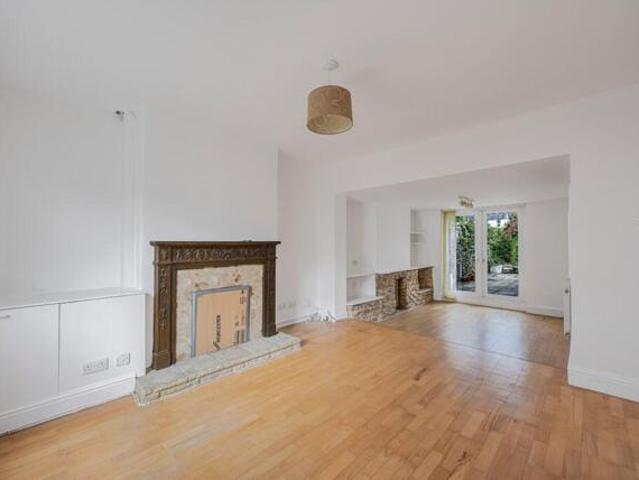 For Sale 3 Bedroom House Cheltenham Gloucestershire DS100158491