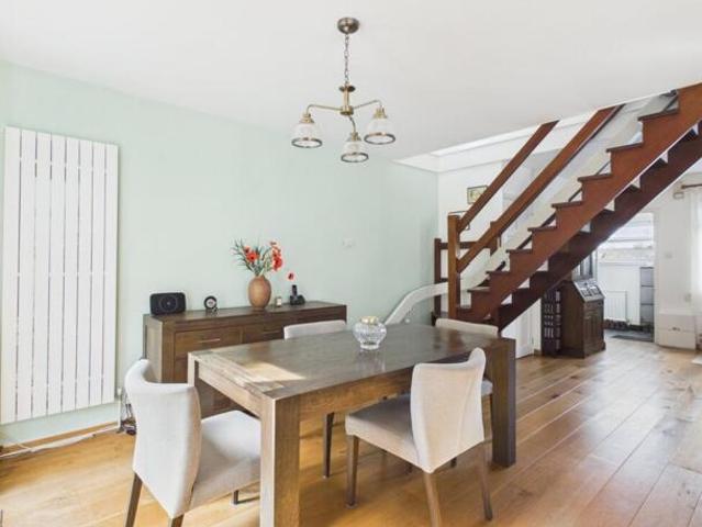 For Sale 3 Bedroom House Chesham Buckinghamshire DS101676764