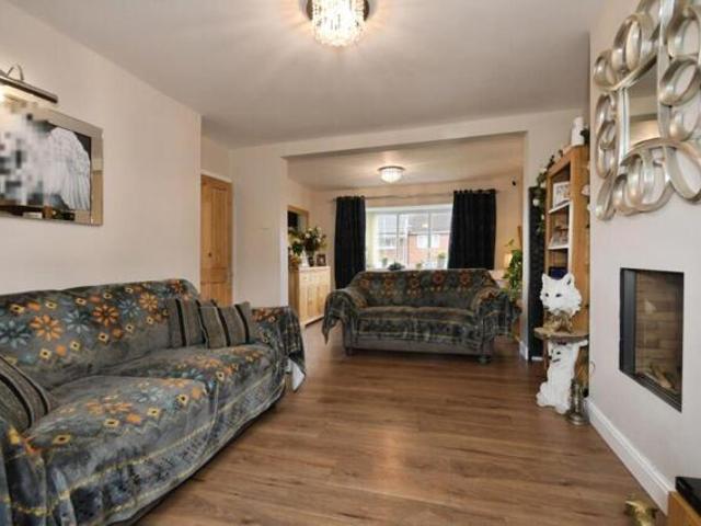 For Sale 3 Bedroom House Chesterfield Derbyshire DS100733683