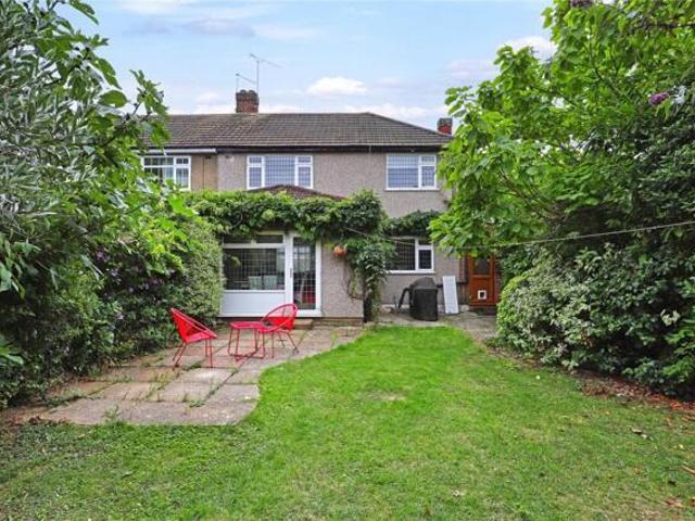 For Sale 3 Bedroom House Chigwell Essex DLS99344816