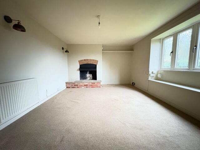 For Sale 3 Bedroom House Cirencester Gloucestershire DS101675836