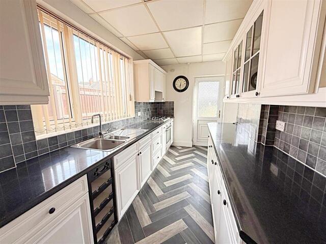 For Sale 3 Bedroom House Cleethorpes North East Lincolnshire DS98434432