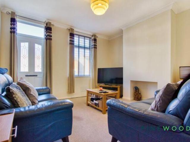 For Sale 3 Bedroom House Clowne Derbyshire DS101678521