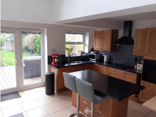 For Sale 3 Bedroom House Crawley West Sussex DS99986463