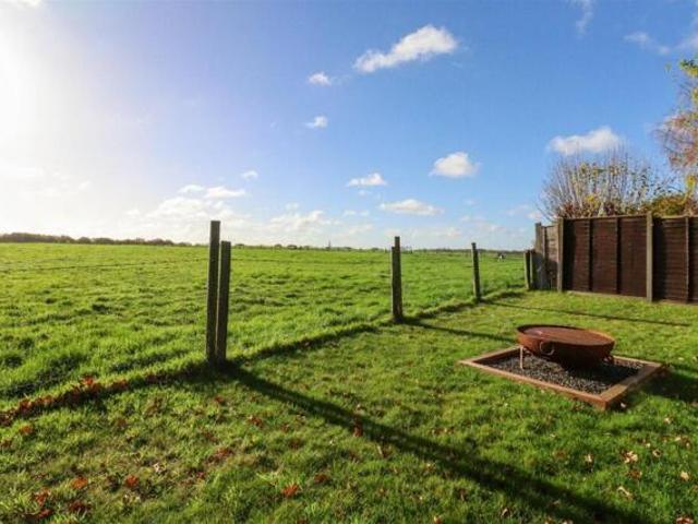 For Sale 3 Bedroom House Crookham Village Crookham Village DS98321874