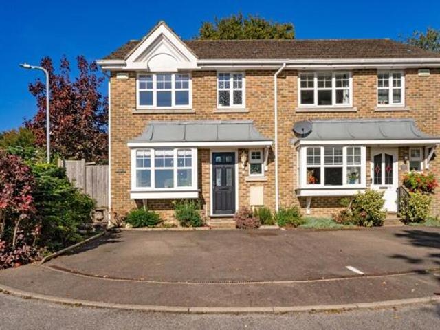 For Sale 3 Bedroom House Crowborough East Sussex DLS98649321