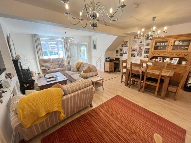 For Sale 3 Bedroom House Abergavenny Monmouthshire DLS101119242
