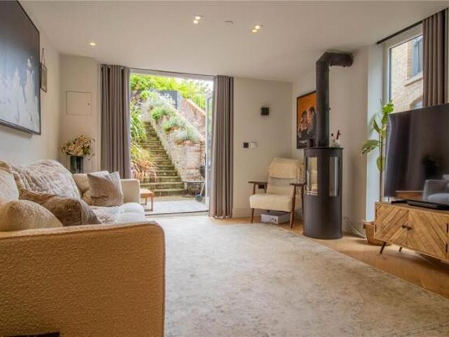 For Sale 3 Bedroom House Altrincham Trafford DLS98434422